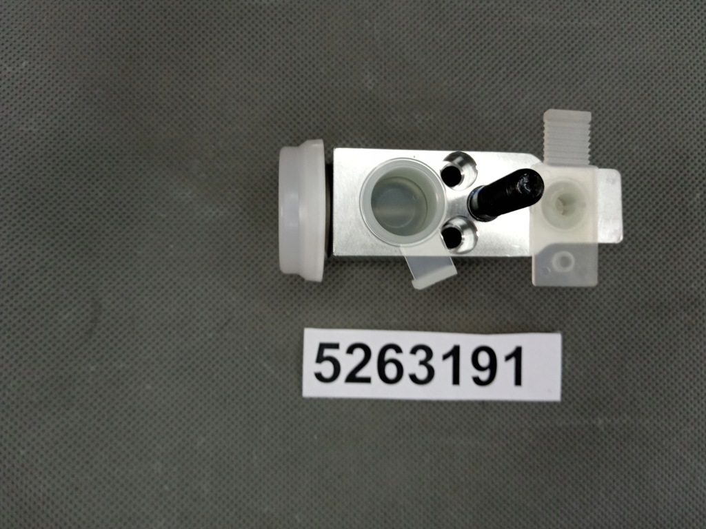 ZAWÓR ROZPRĘŻNY KLIMATYZ. FORD RANGER 12-OE5263191 - 13757347302 ...