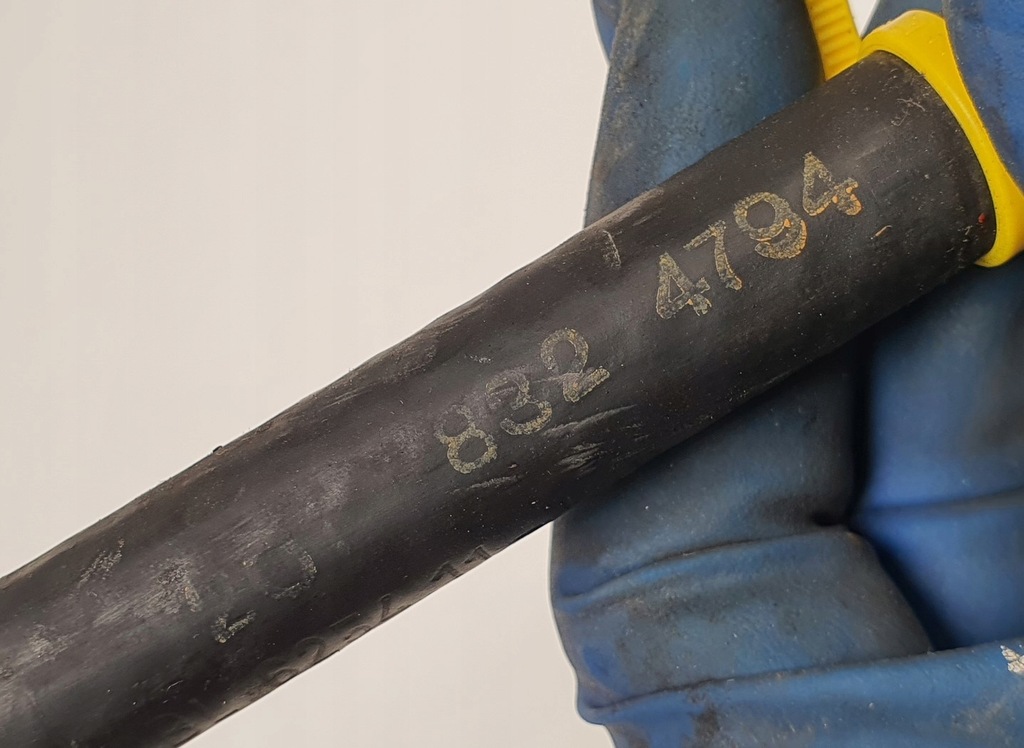 WĄŻ RURA WODY MERCEDES W201 1.8 2018324794 - 12564439130 - oficjalne ...