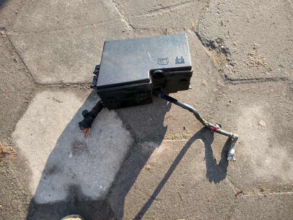Kuga Mk1 2.0 Tdci Puszka Skrzynka Bezpieczników - 11180735953 ...