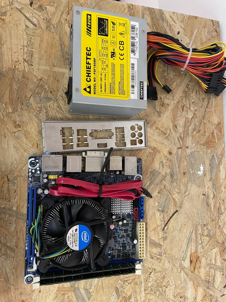 Płyta główna Intel DH67CF Mini ITX 4GB i3-2130 - 12376250121 ...