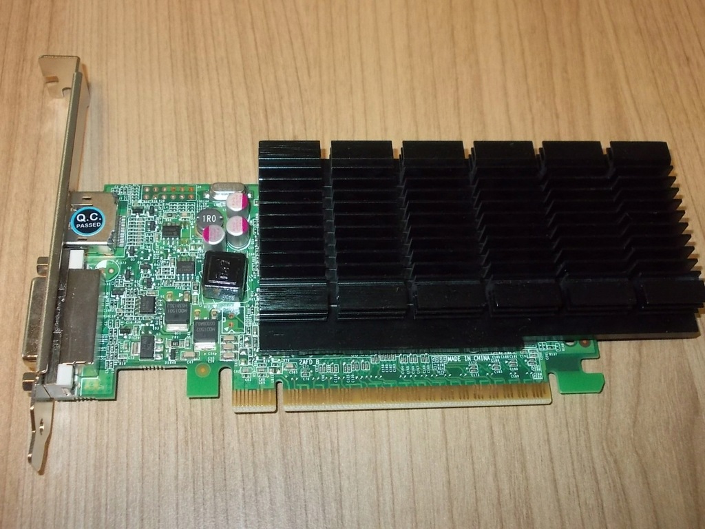 GeForce 605 1GB DDR3 - 12477080917 - oficjalne archiwum Allegro