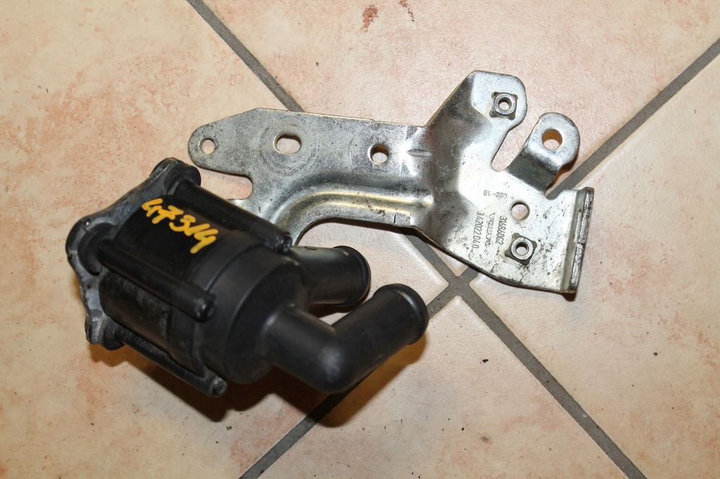 VOLVO V90 S90 PB ON OBIEGOWA POMPA WODY 31686005 - 8384365270 ...