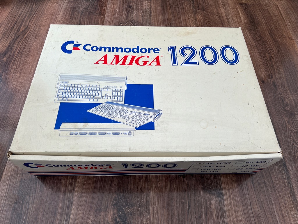 Commodore Amiga 1200 BOX, PLOMBA, STAN BDB - 17571033948 - oficjalne archiwum Allegro