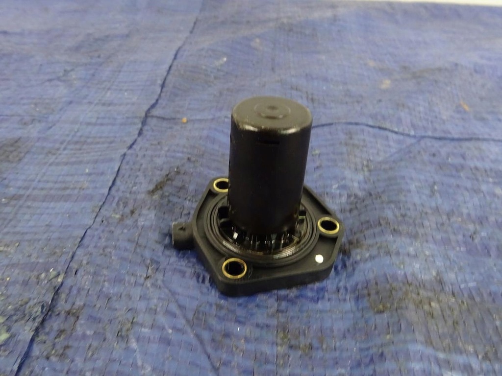 CZUJNIK POZIOMU OLEJU MERCEDES W176 A0011531932 - 8908891892 ...