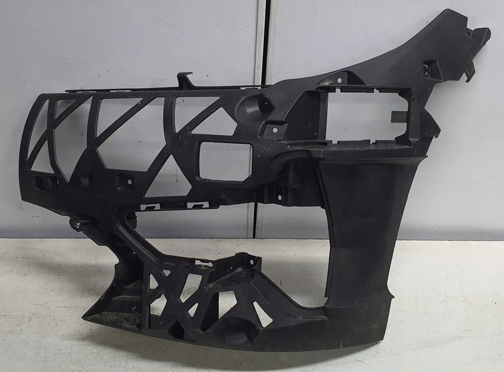 Mocowanie ślizg przód lewy BMW 3 G20 G21 M-pakiet - 13095190240 ...