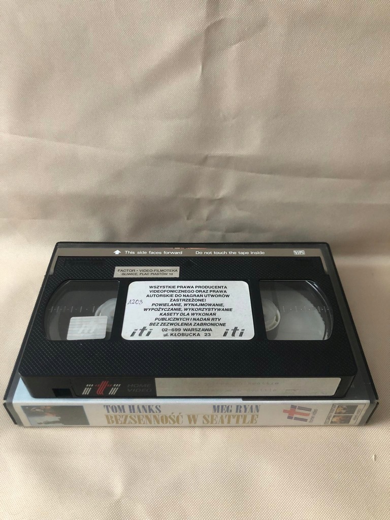 Купить Неспящие в Сиэтле VHS: отзывы, фото и характеристики на Aredi.ru (13422517296)