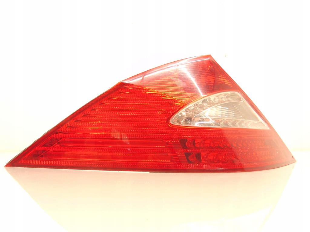 LAMPA TYLNA LEWA LED MERCEDES W219 CLS LIFT - 12413643113 - oficjalne ...