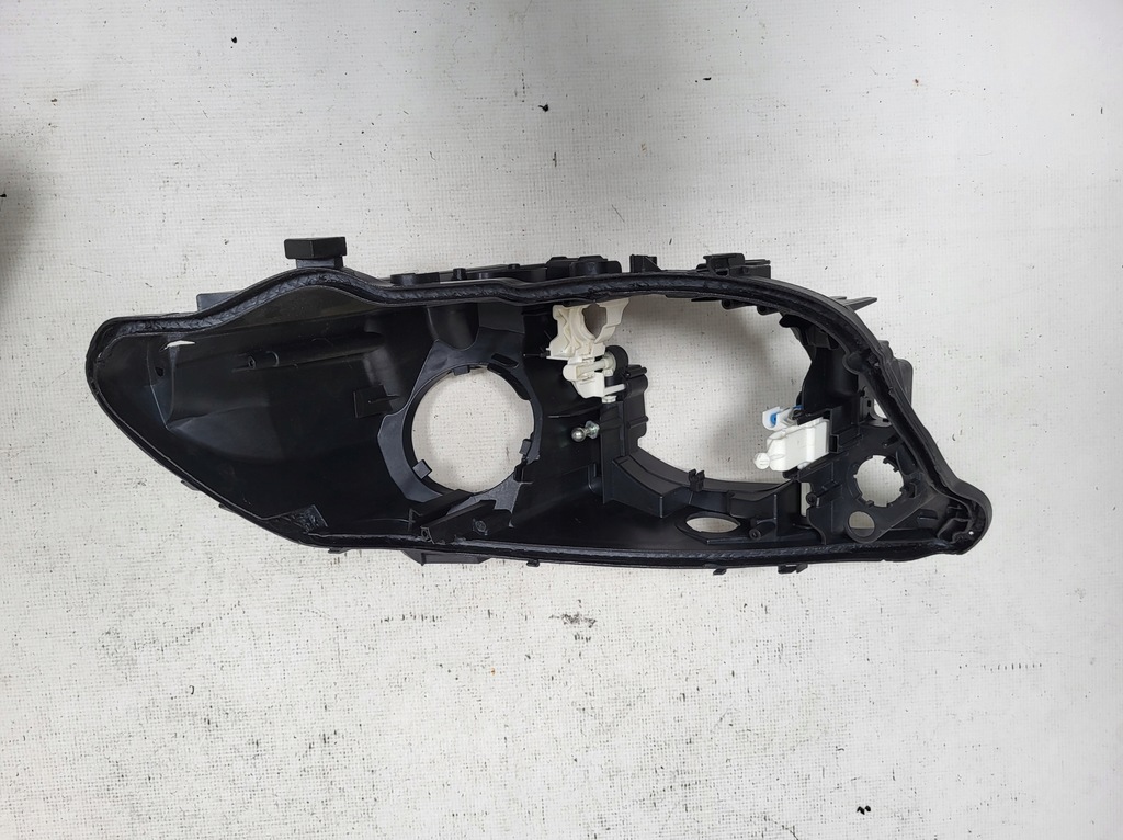 OBUDOWA REFLEKTORA BMW E60 LIFT PRAWA ORYGINAŁ - 14279947326 ...