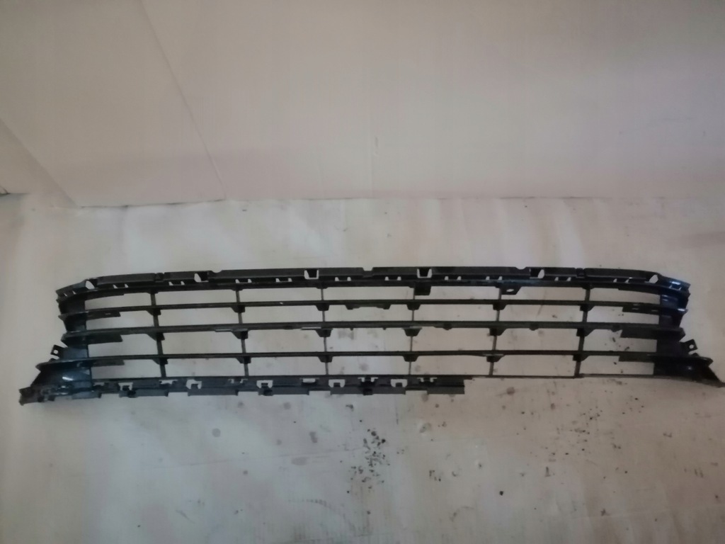 VW PASSAT B8 R-LINE KRATKA ZDERZAKA 3g0853677k - 10225974567 - oficjalne archiwum Allegro