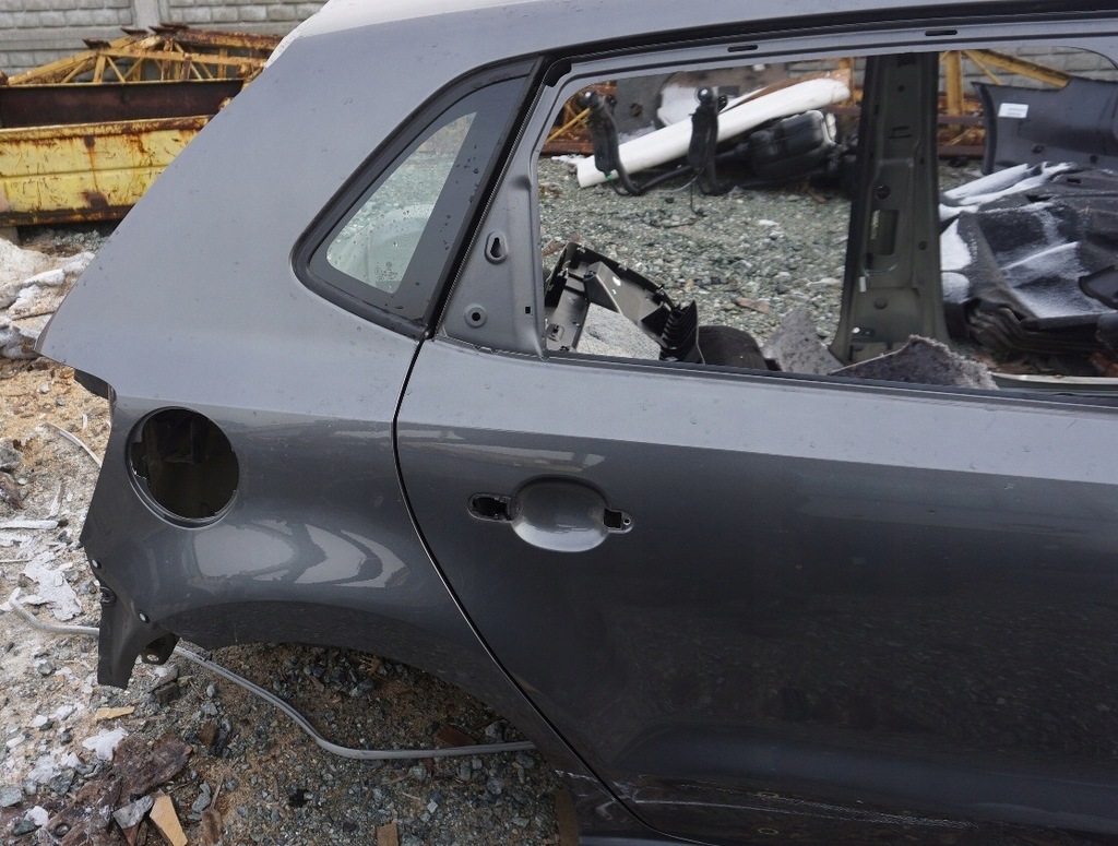 VW POLO 6R 6R 5 DRZWI BŁOTNIK PRAWY TYLNI LD7R - 7816502763 - oficjalne archiwum Allegro