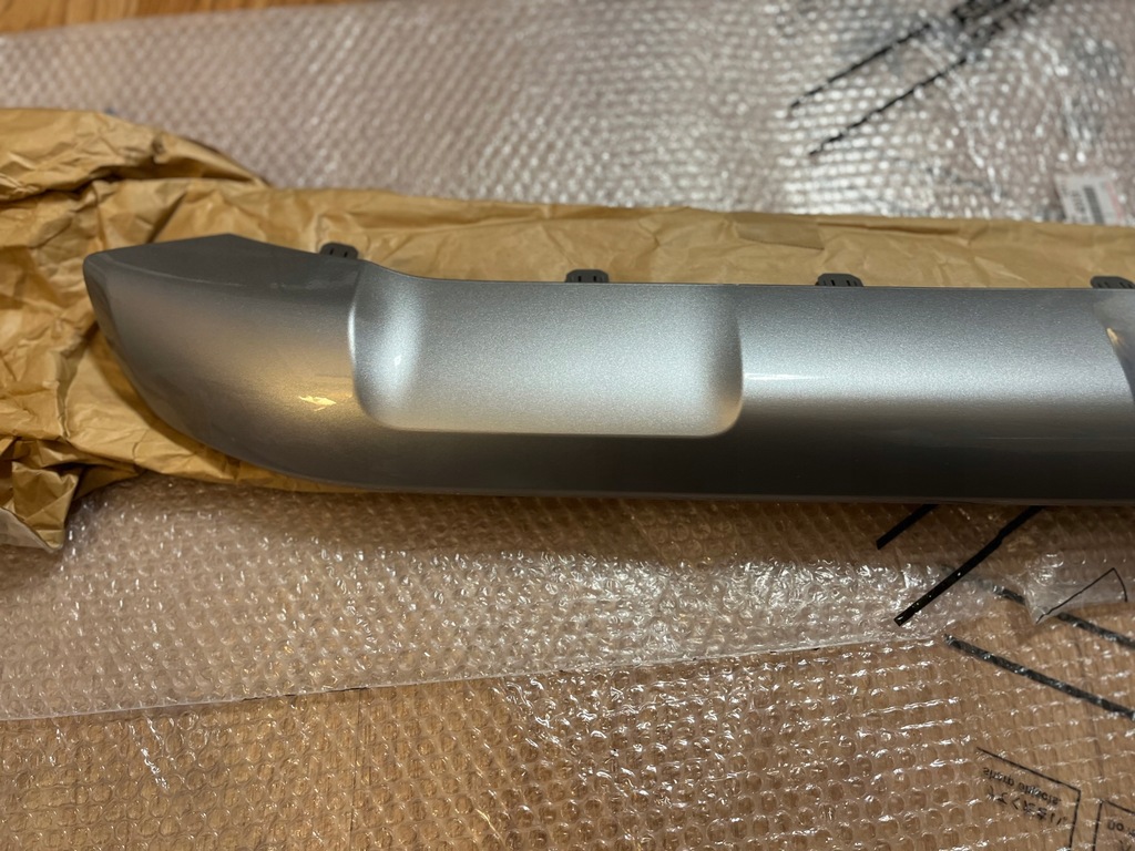 TOYOTA RAV4 LISTWA FR ZDERZAKA 52711-42140-B0 - 13302265974 - oficjalne ...