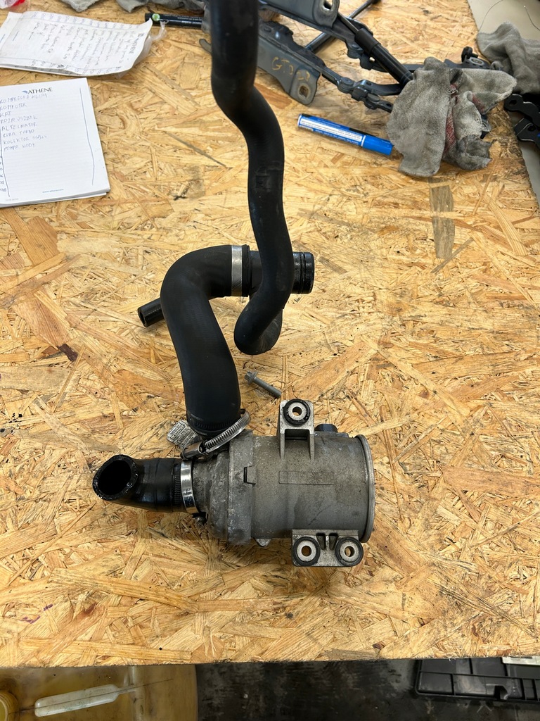 BMW 3GT f34 2013 ELEKTRYCZNA POMPA WODY - 15237498040 - oficjalne ...