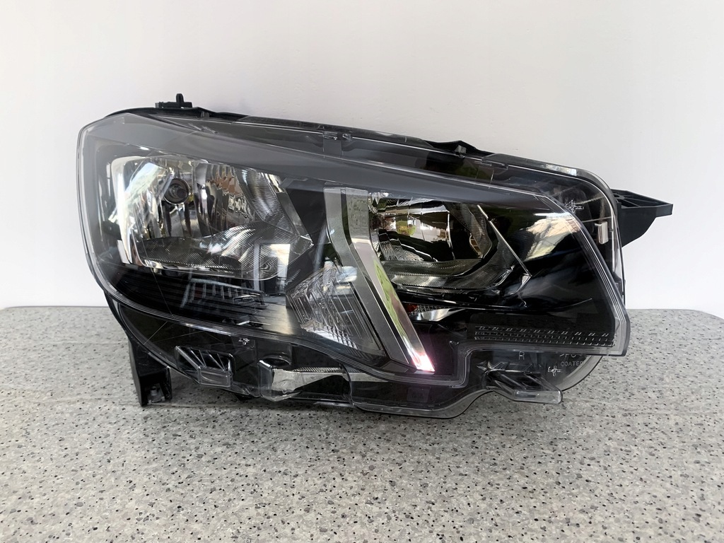 LAMPA PRAWA PEUGEOT PARTNER IV RIFTER 9816826880 - 14566103612 ...