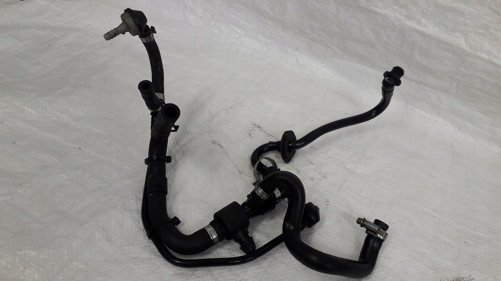 Audi A4 B5 Passat B5 przewod podcisnienia serwa - 13267772530 ...