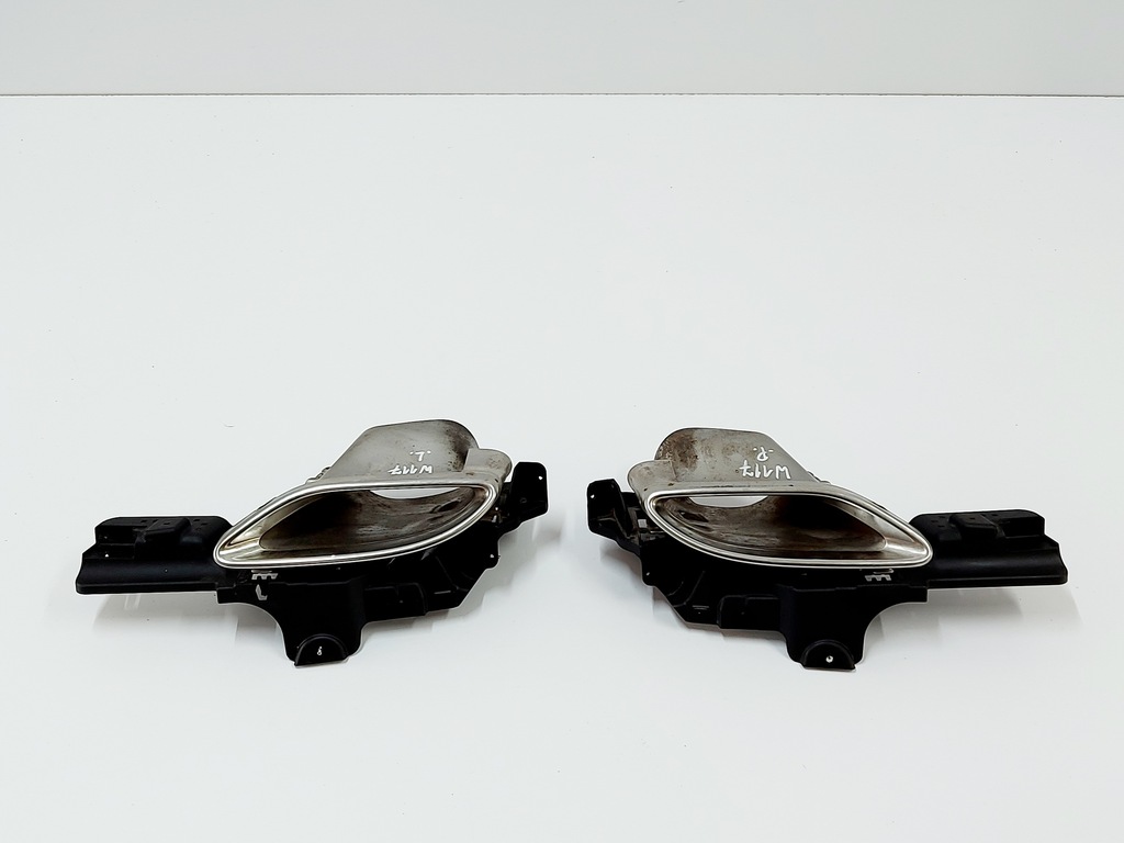 MERCEDES CLA W117 Końcówka wydechu mocowanie AMG 19r. - 14391177588 ...