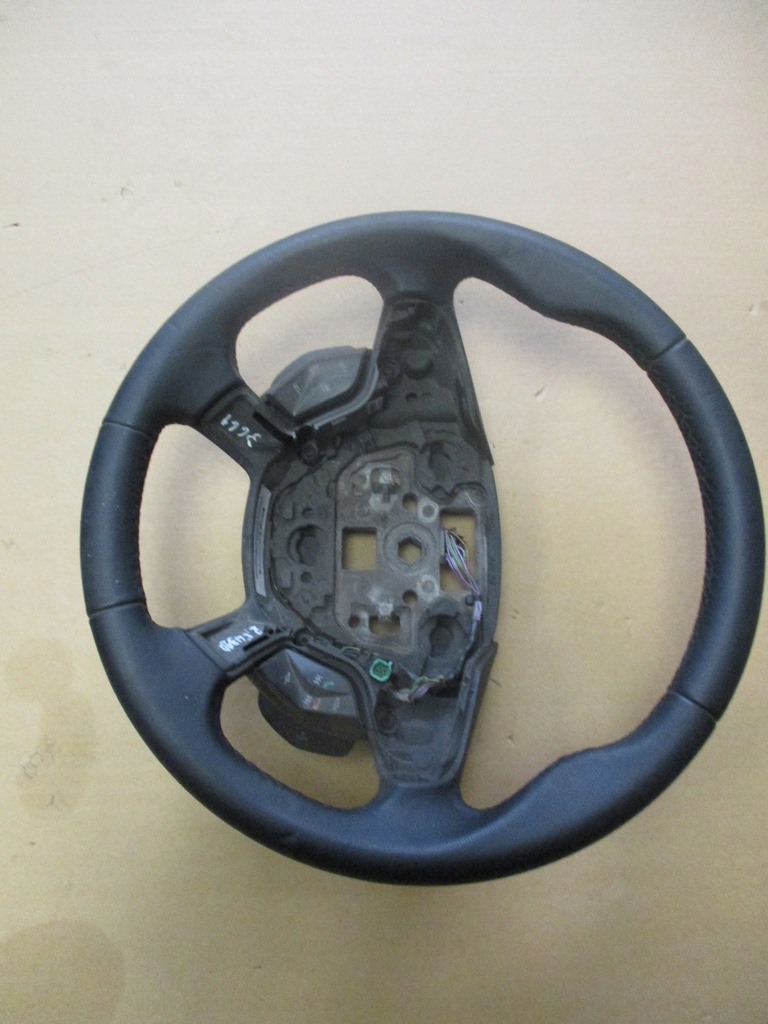 KIEROWNICA FORD FOCUS MK3 KUGA MK2 C-MAX TEMPOMAT - 12268920305 - oficjalne archiwum Allegro