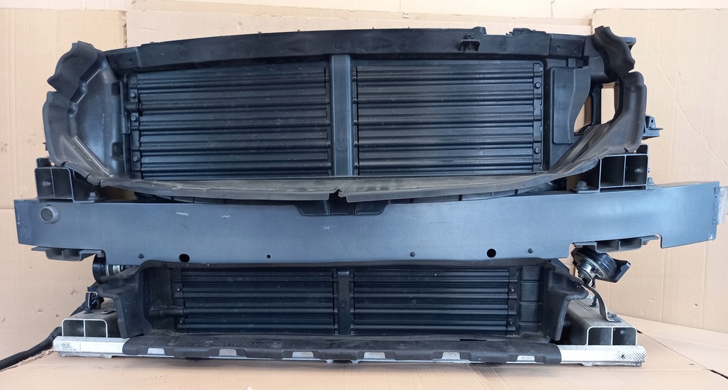 KOMPLET CHŁODNIC PAS VOLVO XC60 II MILD HYBRID 19- - 13736636309 ...