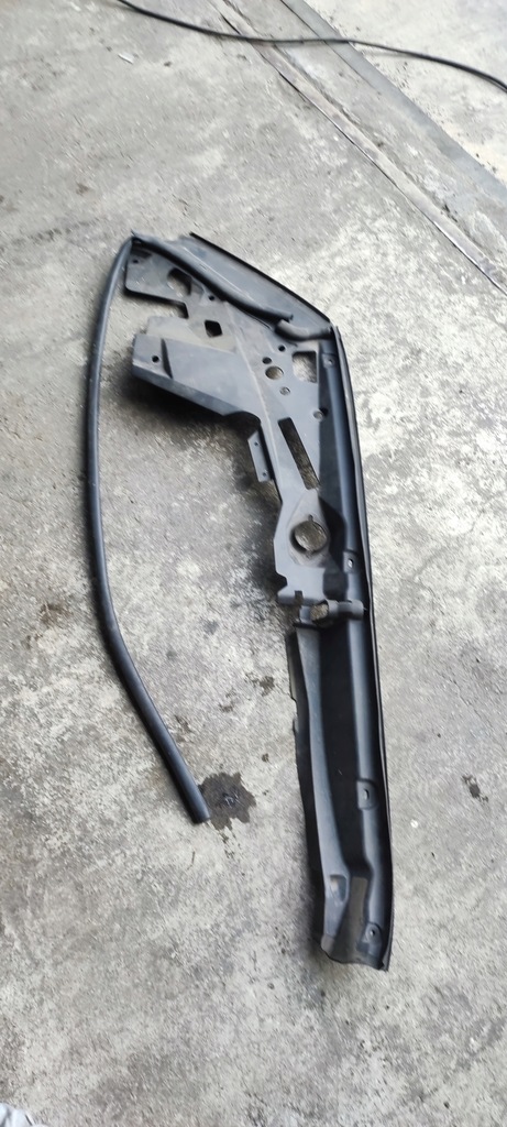 BMW X5 G05 X6 G06 7418198 OSŁONA NA BŁOTNIK PRAWY USZCZELKA SCIANY ...