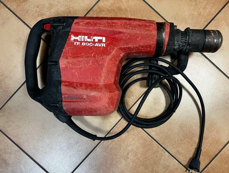 MŁOT WYBURZENIOWY HILTI TE 800-AVR 21,00 J 1850W - 11890965133 - oficjalne archiwum Allegro