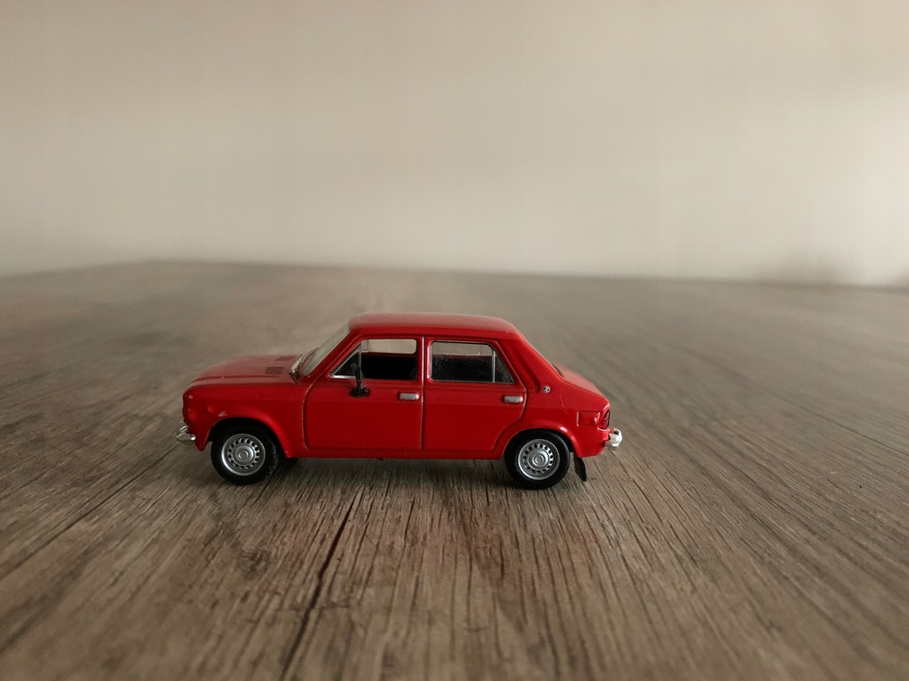 Zastava 1100 kultowe auta PRL 1:43 - 15138397545 - oficjalne archiwum ...