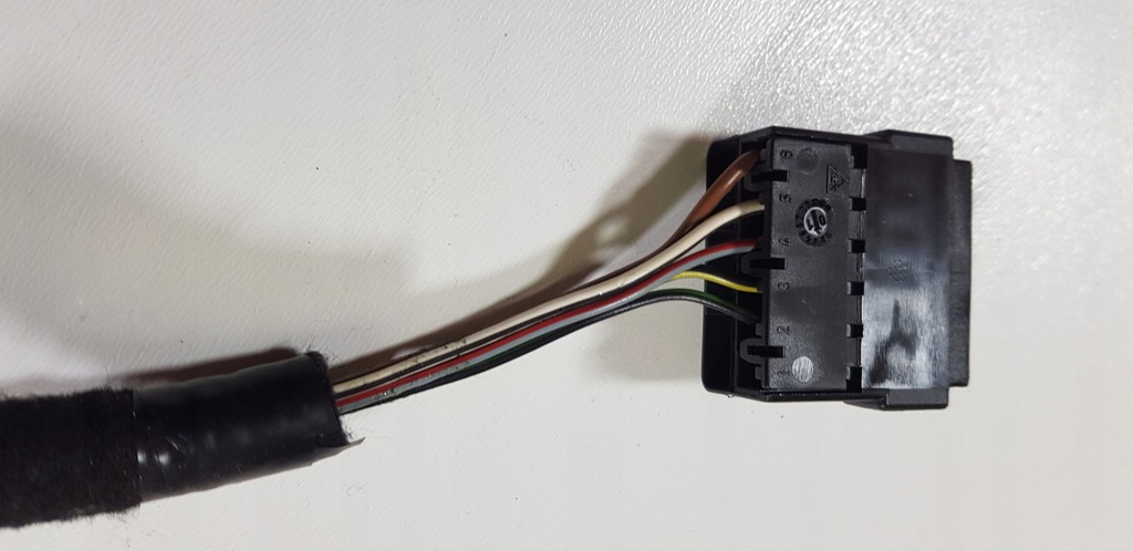 KOSTKA WTYCZKA WTYK LAMPY TYLNEJ OPEL CORSA C - 12204814788 - oficjalne archiwum Allegro