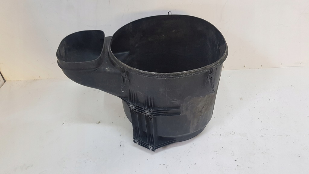 OBUDOWA FILTRA POWIETRZA VOLVO FH FM 21115476 - 9389074987 - oficjalne ...