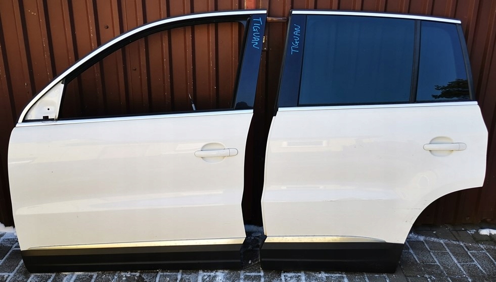 VW TIGUAN I 5N 5N0 LIFT 11-15 DRZWI LEWE PRZÓD KOMPLETNE DEMONTAŻ - 17261563937 - oficjalne ...