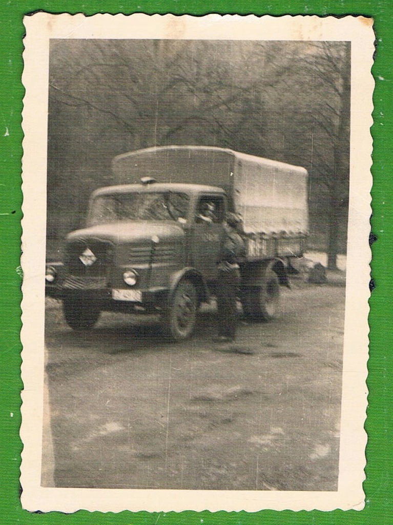 STARY SAMOCHÓD WOJSKOWY =IFA= na starej fotografii - 13054079749 ...