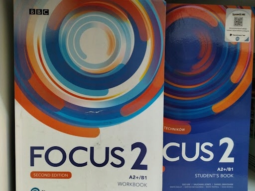 Focus 2. Second Edition. Podręcznik + ćwiczenia - 13285674205 - oficjalne archiwum Allegro