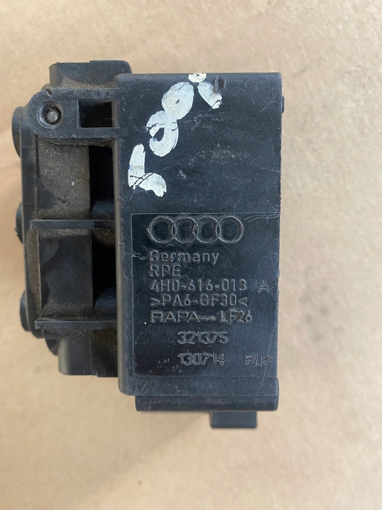 ROZDZIELACZ KOMPRESORA 4H0616013 AUDI A7 A8 - 12279117644 - oficjalne ...