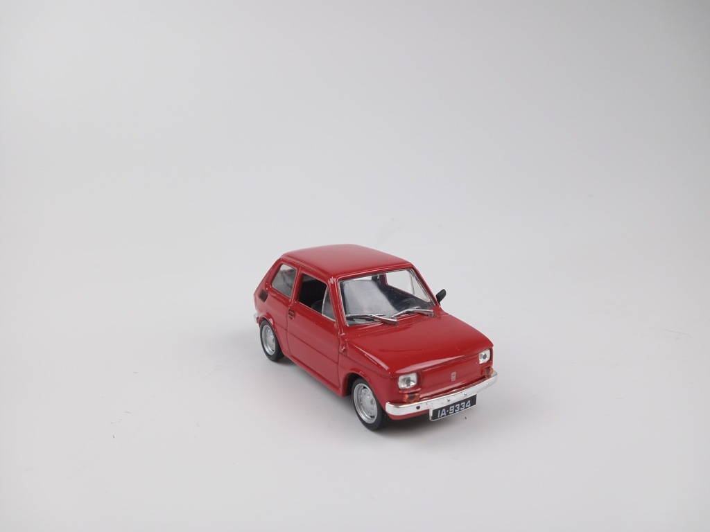 Fiat 126p „Maluch” – Kultowe auta PRL-u | DeAgostini - 17358330804 ...