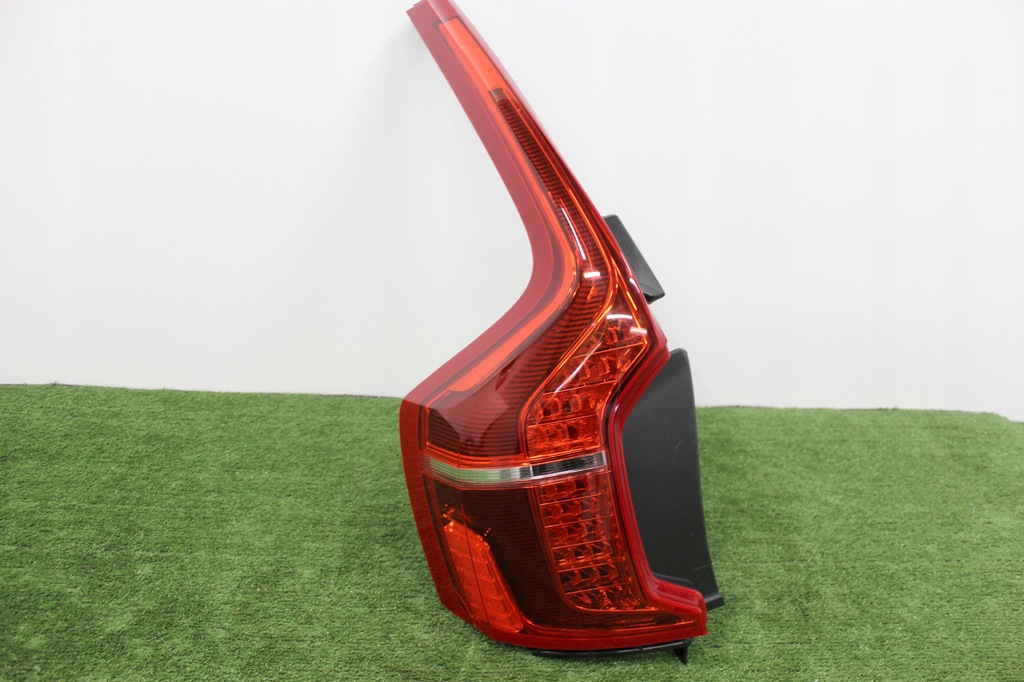 LAMPA TYŁ TYLNA LEWA VOLVO XC90 II 32228826 - 12789213849 - oficjalne ...