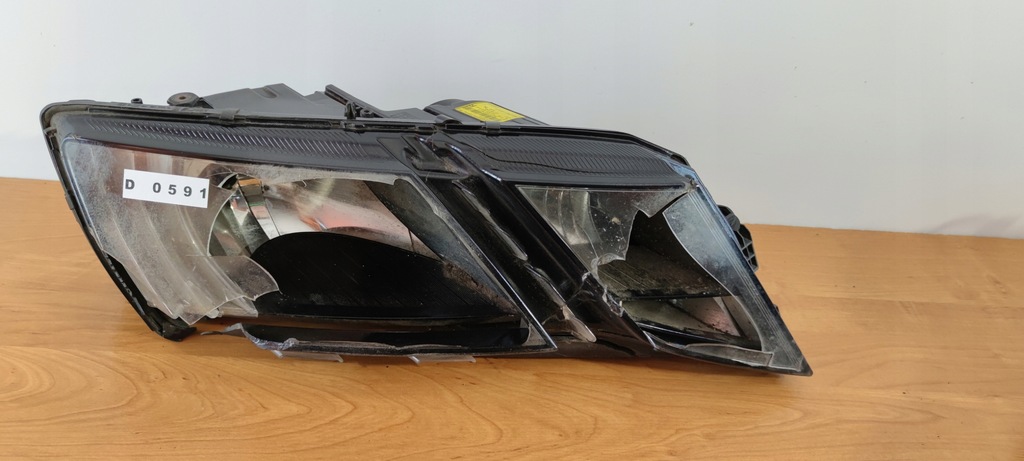 SKODA OCTAVIA III 3 5E LIFT PRAWA LAMPA PRZÓD RH - 10703584142 ...