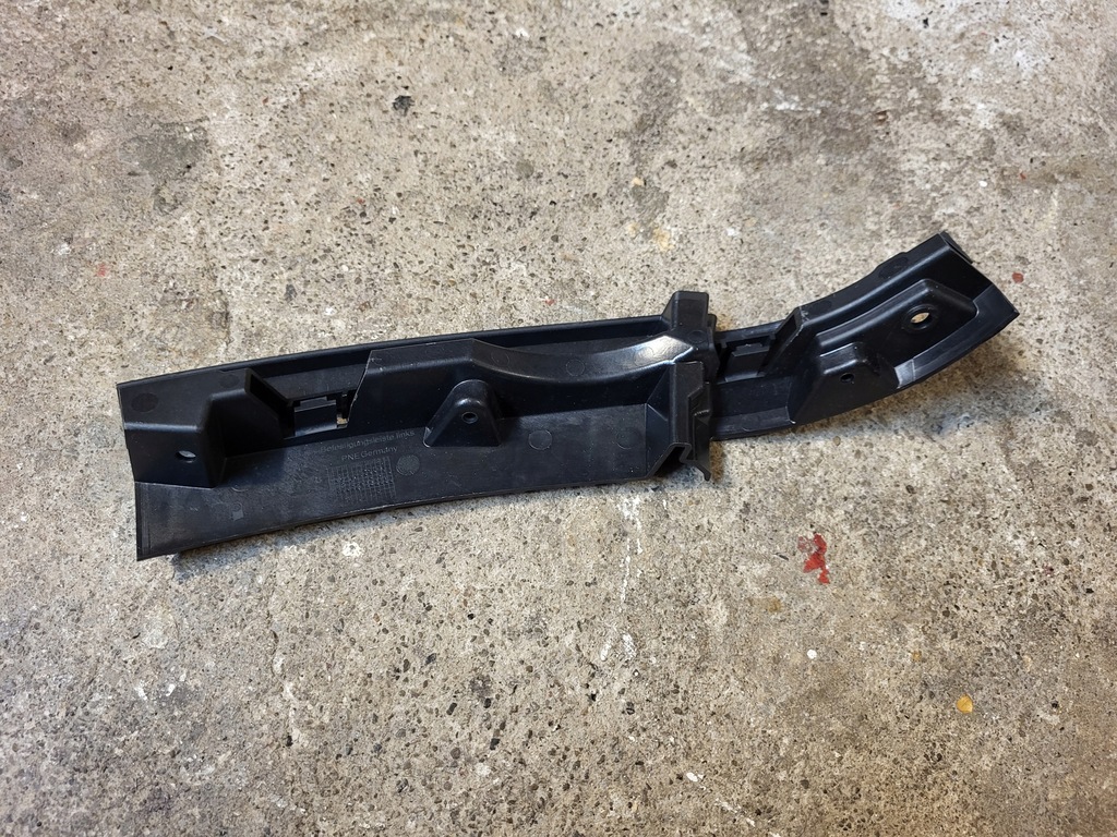 Audi OE 8R0807277C uchwyt, ślizg lewy zderzaka AUDI Q5 8R - 15150413574 ...