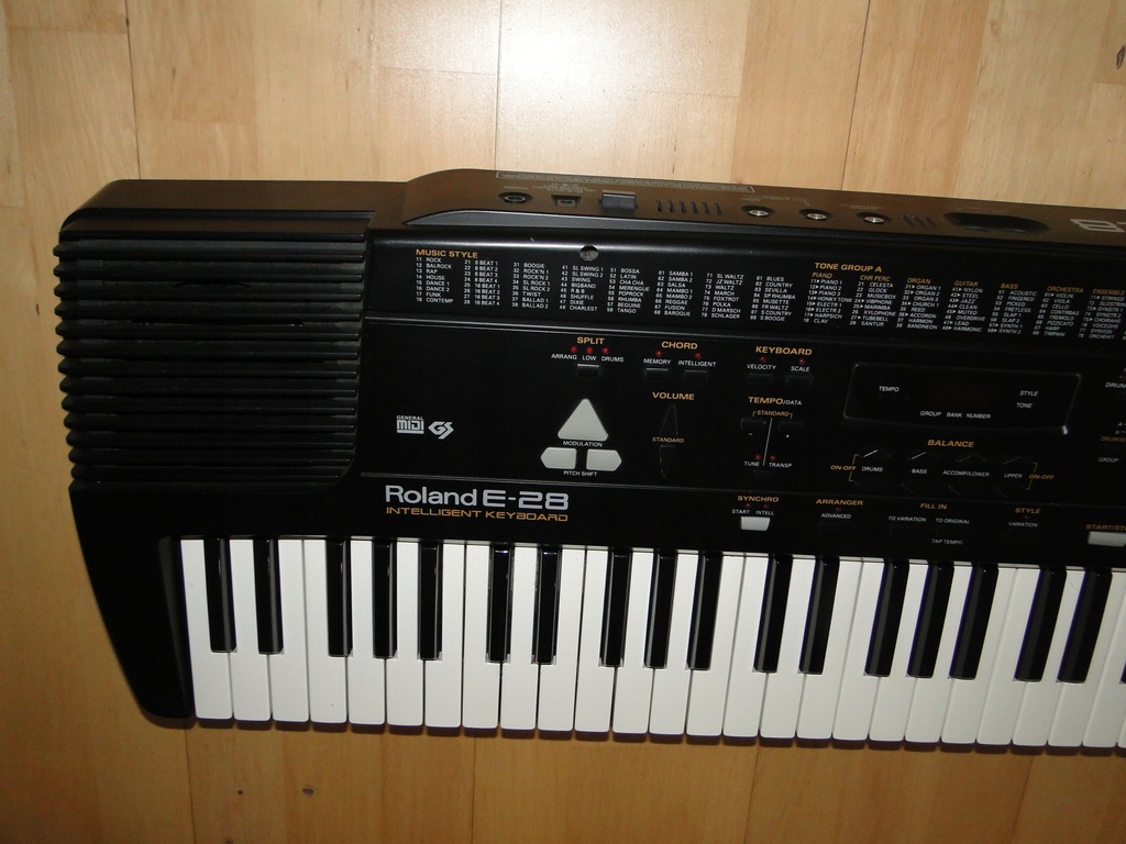 SUPER KEYBOARD ARRANGER ROLAND E28 + FUTERAŁ.TANIO - 8082795720 ...