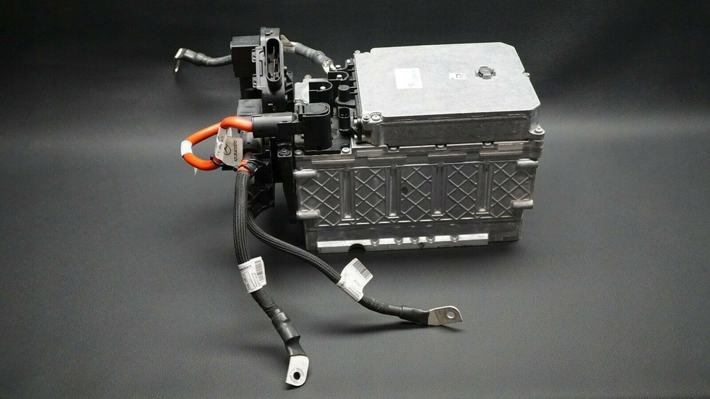 AKUMULATOR A0009825213 W205 W213 W257 W253 W290 - 9094621621 ...