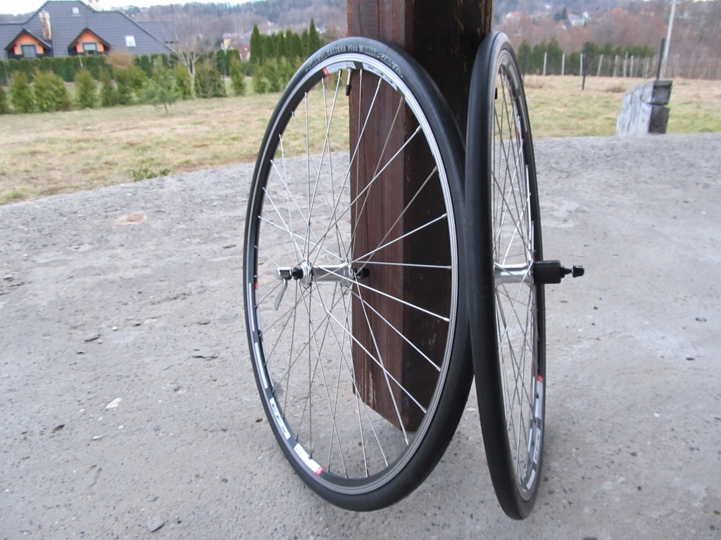 Komplet kół do roweru szosowego - 7917459787 - oficjalne archiwum Allegro