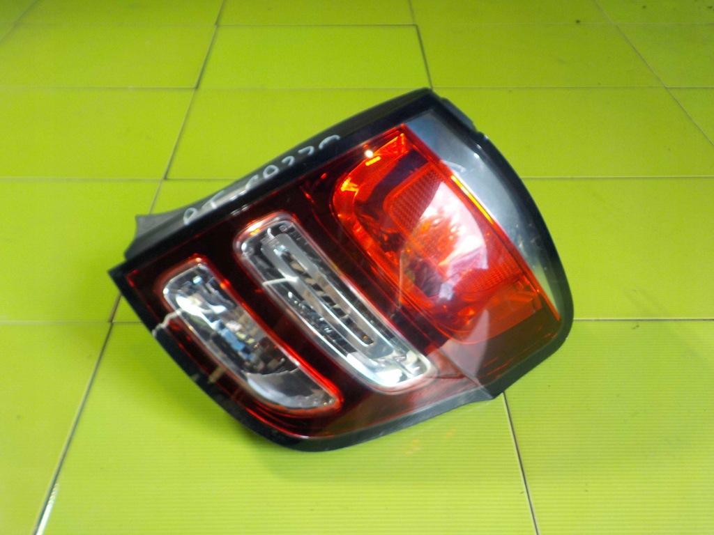 CITROEN C3 II 13r 5D lampa prawa tyl 9803928680 - 12353072204 ...