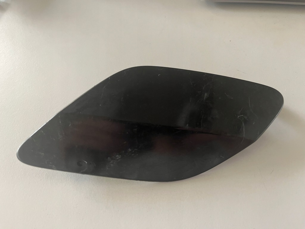 ORYGINALNA ZAŚLEPKA OSŁONA HAKA ZDERZAKA PRZÓD PRZEDNIA MERCEDES CLA ...