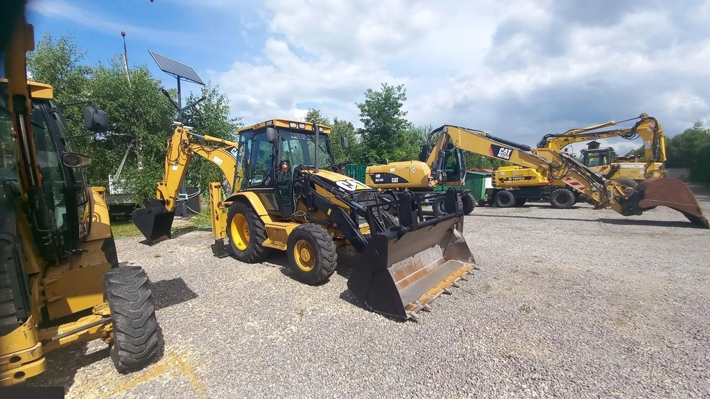 Caterpillar CAT 432D 4X4 Rekin Teleskop Widły 2002 - 13955870939 ...