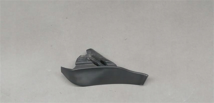 VW PASSAT B8 OSŁONA ZAWIASU PRAWA 3G0823316C - 11543012825 - oficjalne ...