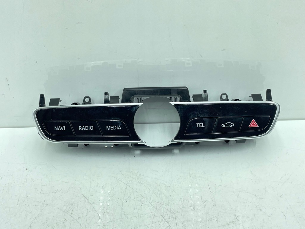 Mercedes-Benz E W213 2019 Inne przełączniki i przyciski - 17432147068 ...