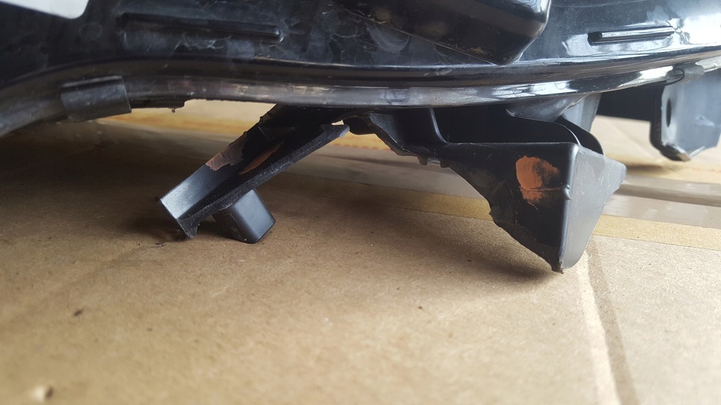 RENAULT CLIO V LAMPA PRAWA FULL LED 260104922R - 11769598989 ...