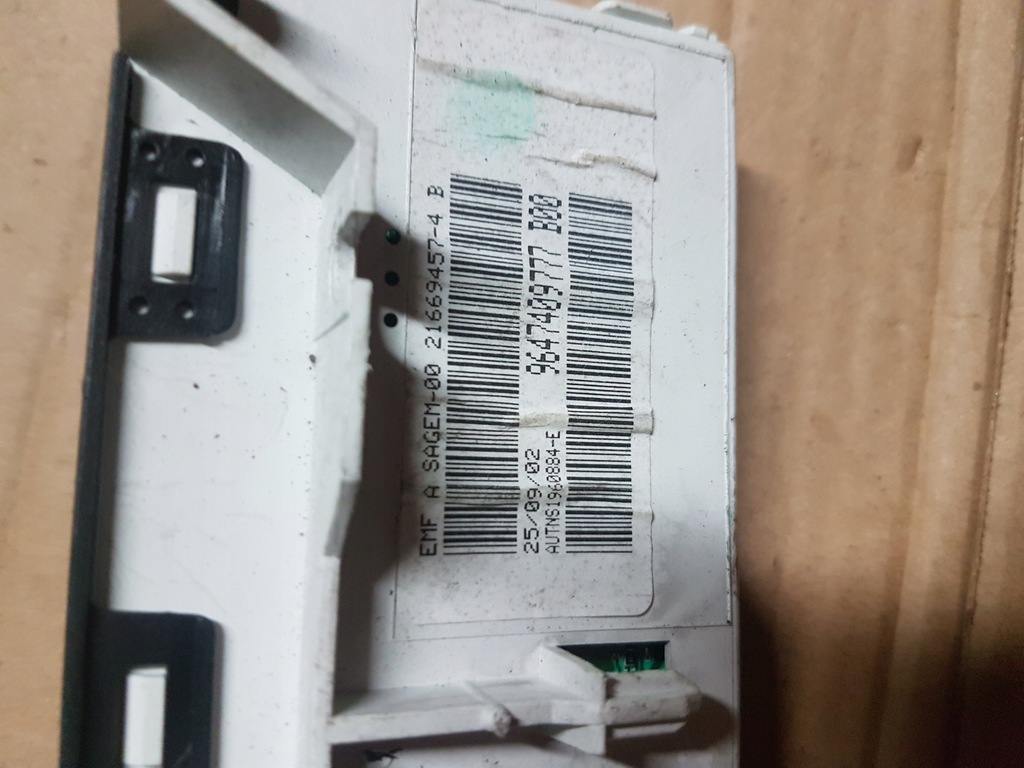 Wyswietlacz PEUGEOT 206 9647409777 - 10671438417 - oficjalne archiwum ...