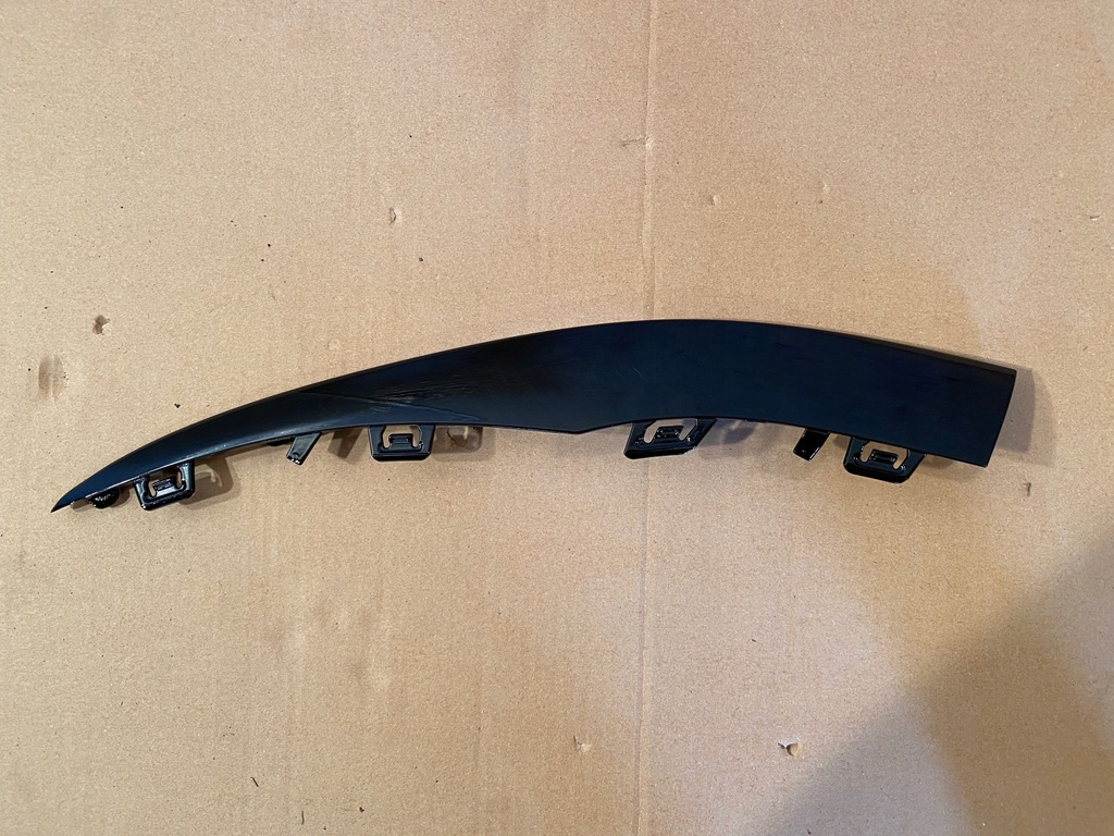 MERCEDES C-KLASA W205 LIFT AMG CHROM LISTWA PRAWA - 12601868407 ...