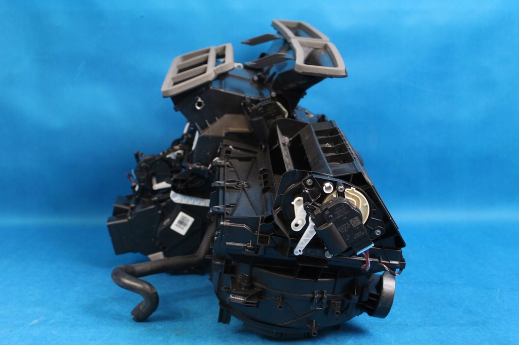 VW PASSAT B8 NAGRZEWNICA KOMBAJN EUROPA KOMPLE 21R - 12925605635 ...