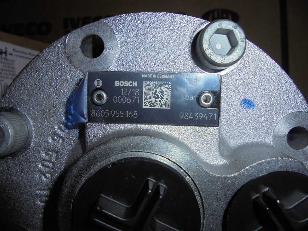 POMPA WSPOMAGANIA IVECO TRAKKER ASTRA 98439471 * - 8398011984 ...