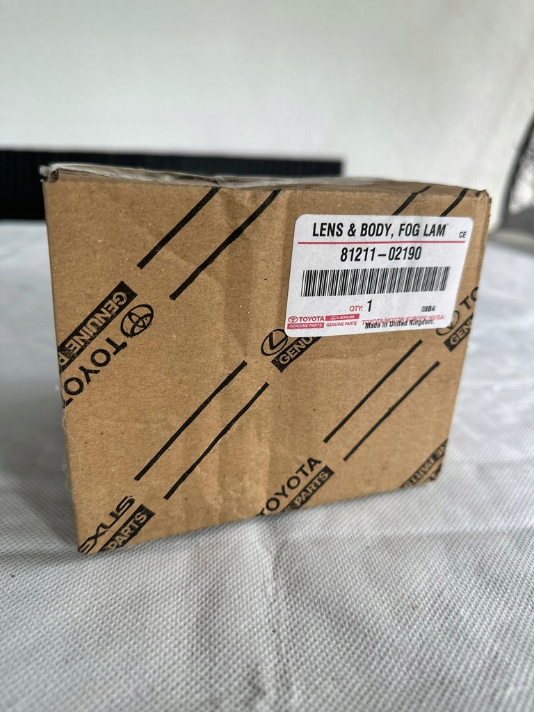 Halogen Prawy Przód 81211-02190 Toyota Yaris IV Cross Corolla E21 C-HR ...