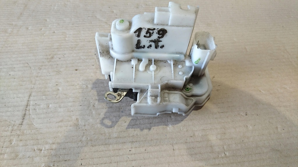 zamek drzwi tylni tylny lewy tył Alfa Romeo 159 - 12619003978 - oficjalne archiwum Allegro