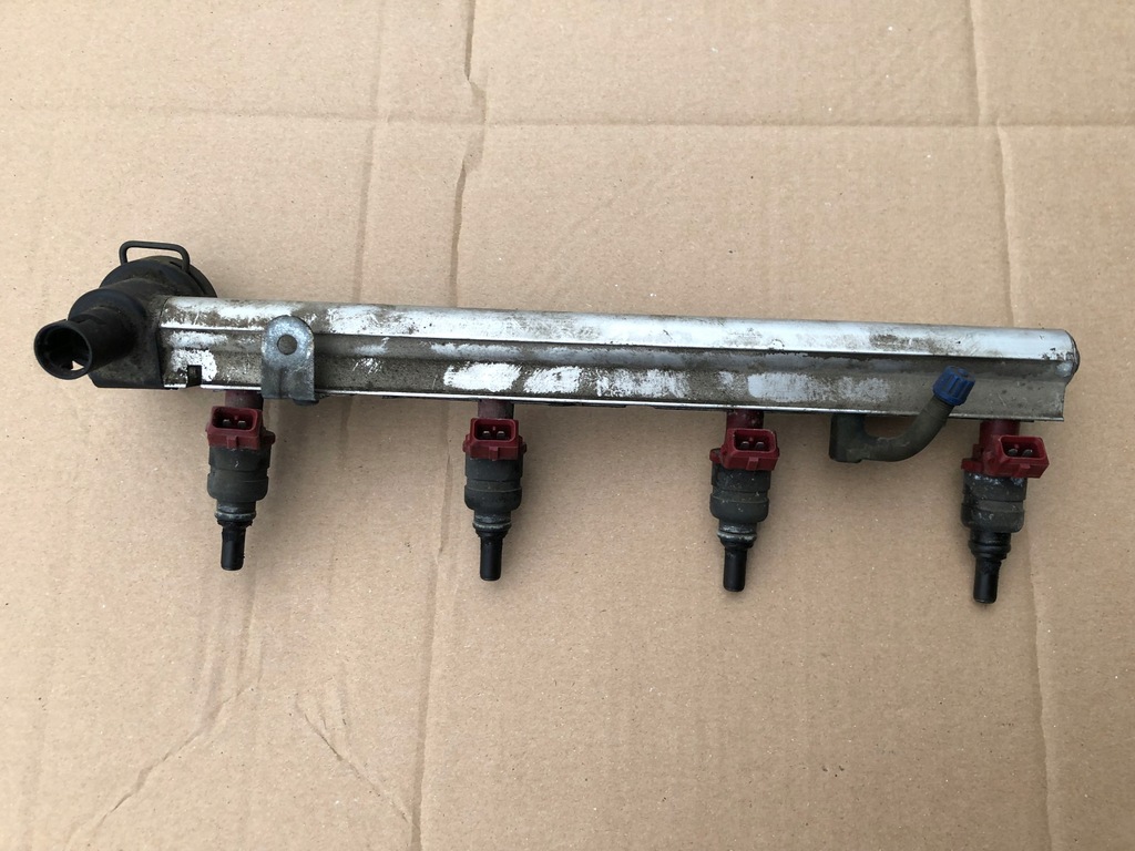 WTRYSKIWACZ WTRYSK VOLVO S40 V40 1.9 2.0 T 6900371 - 12467347045 ...